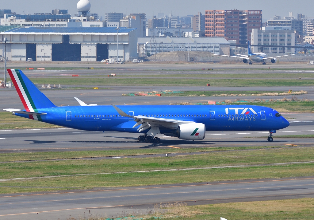 ITAエアウェイズ – Italia Trasporto Aereo [AZ/ITY] Airbus A350-900 (EI-IFC ...